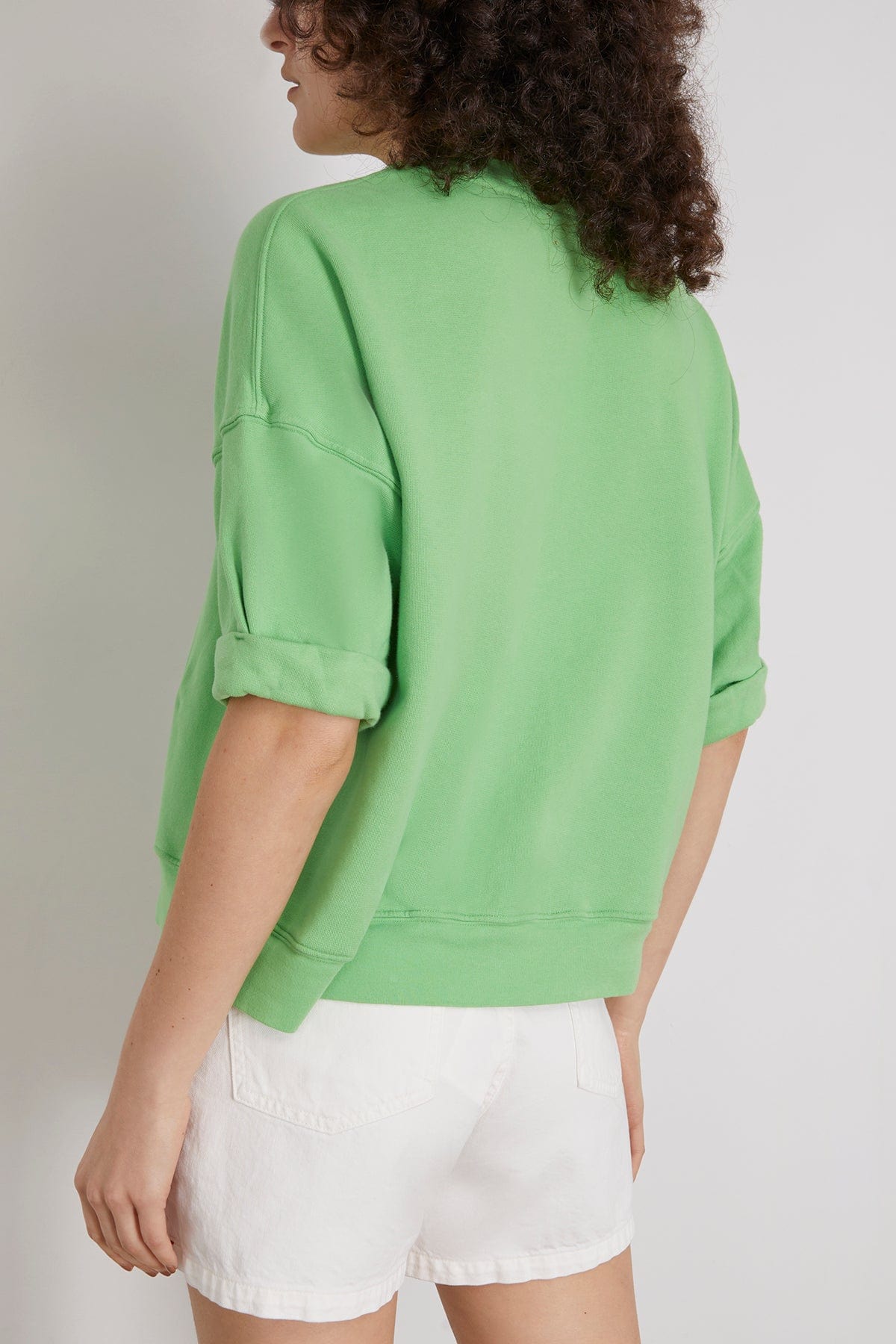 Trixie Sweatshirt in Lush Green | Cosmopolitan Shop