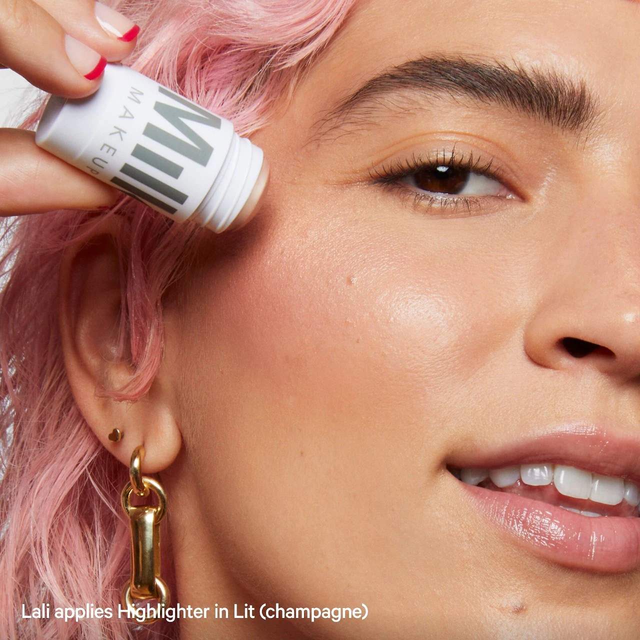 Gleamy Dreamy Makeup Set | Cosmopolitan Shop