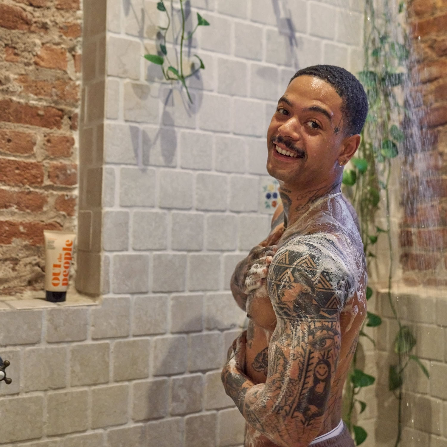 Clean Slate Lactic Acid Smoothing Body Wash | Cosmopolitan Shop