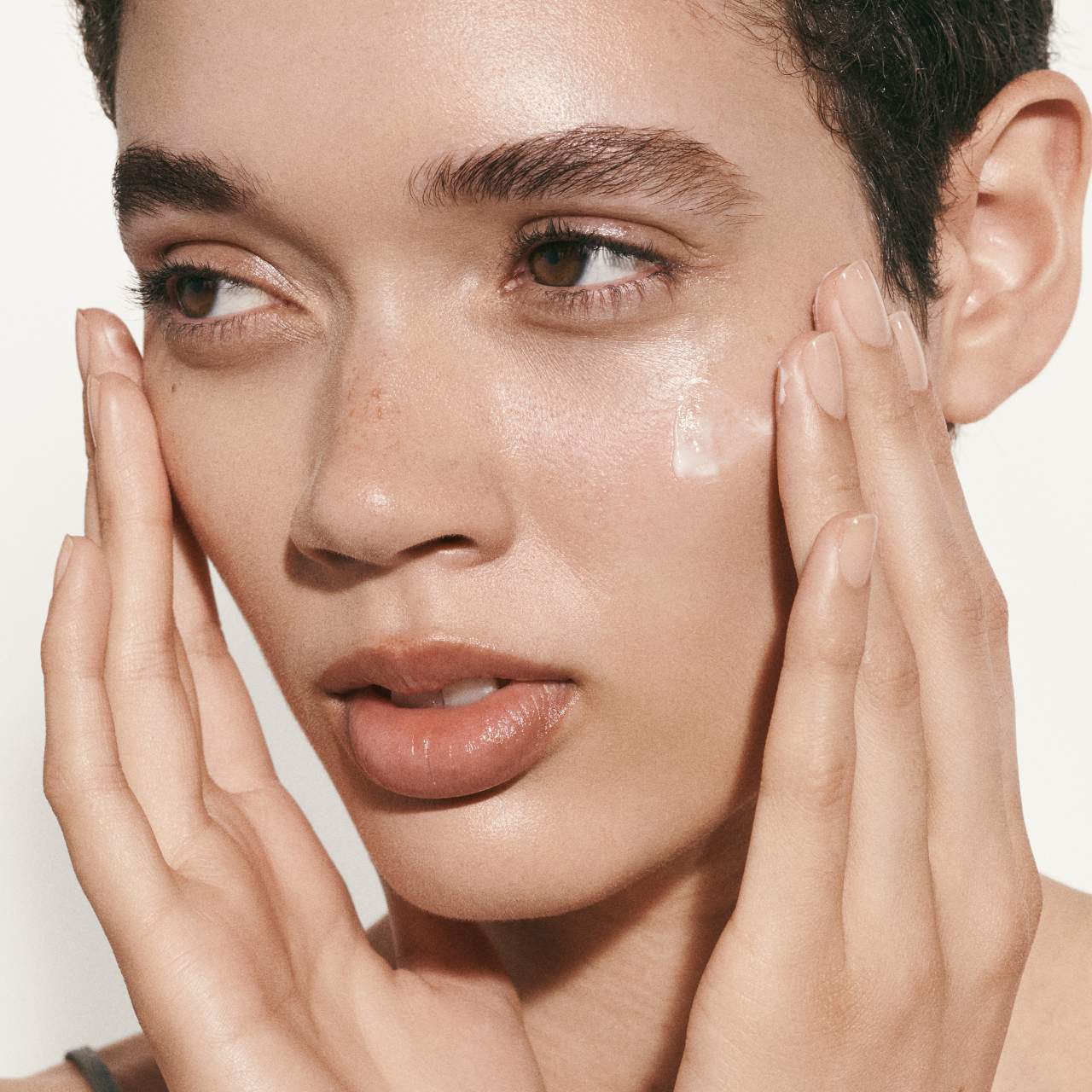 Mini Moisturizing Soft Cream Moisturizer | Cosmopolitan Shop